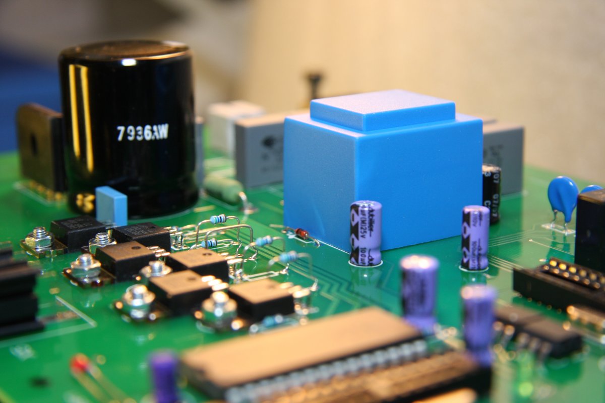 Reparation af printplader og komponenter | BMN Elektronik